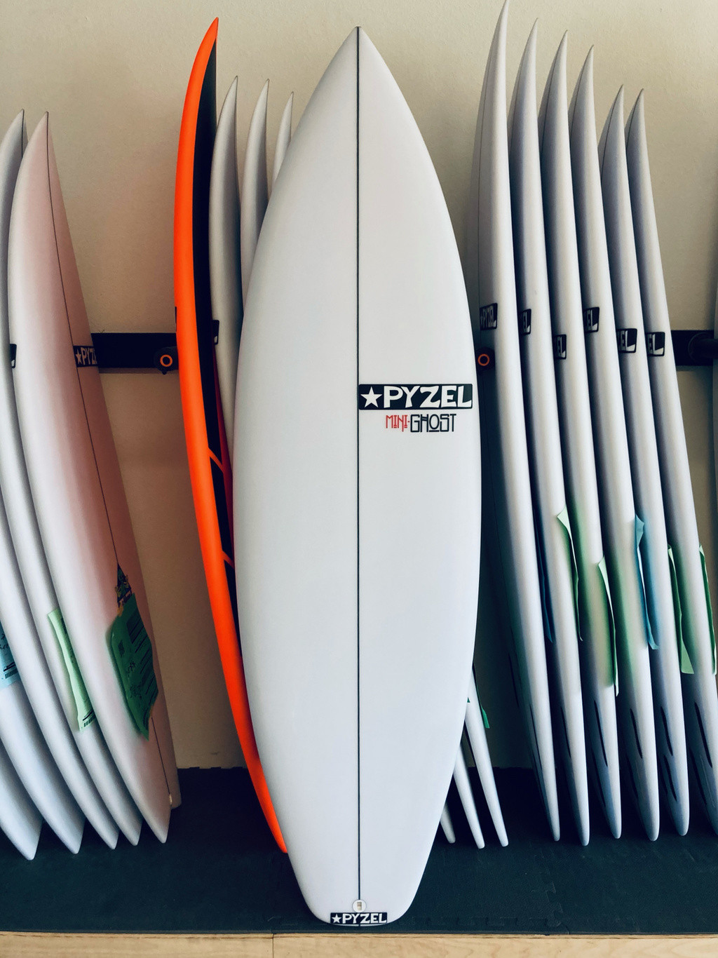 Pyzel Surfboards - Mini Ghost-Squash